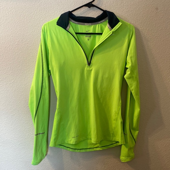 Nike | Tops | Nike Drifit Running Top Size Xs | Poshmark